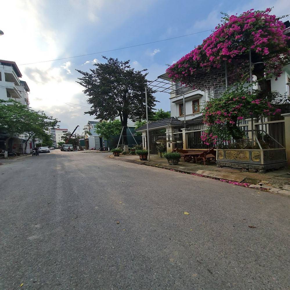 Chuyển nhượng đất khu TĐC Trâu Quỳ, Gia Lâm, diện tích 40m2, đường 12m ...